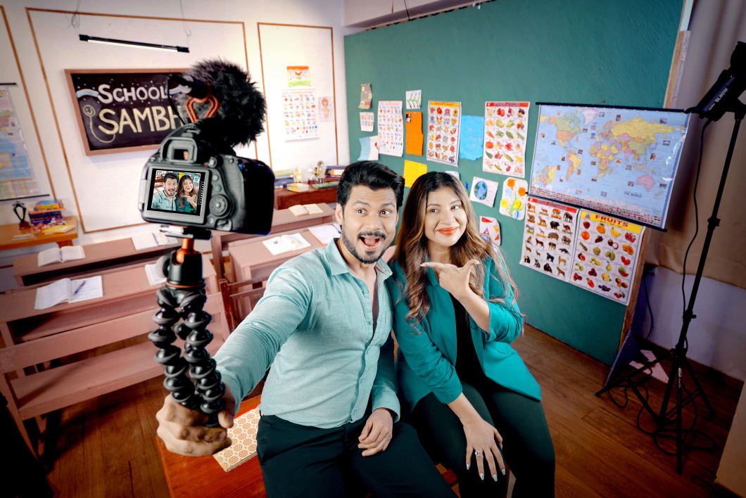 Master the Art of Vlogging