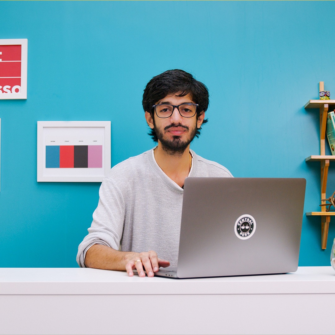 (INT) Ultimate Beginner to Pro Graphic Designer - 6 Course Bundle