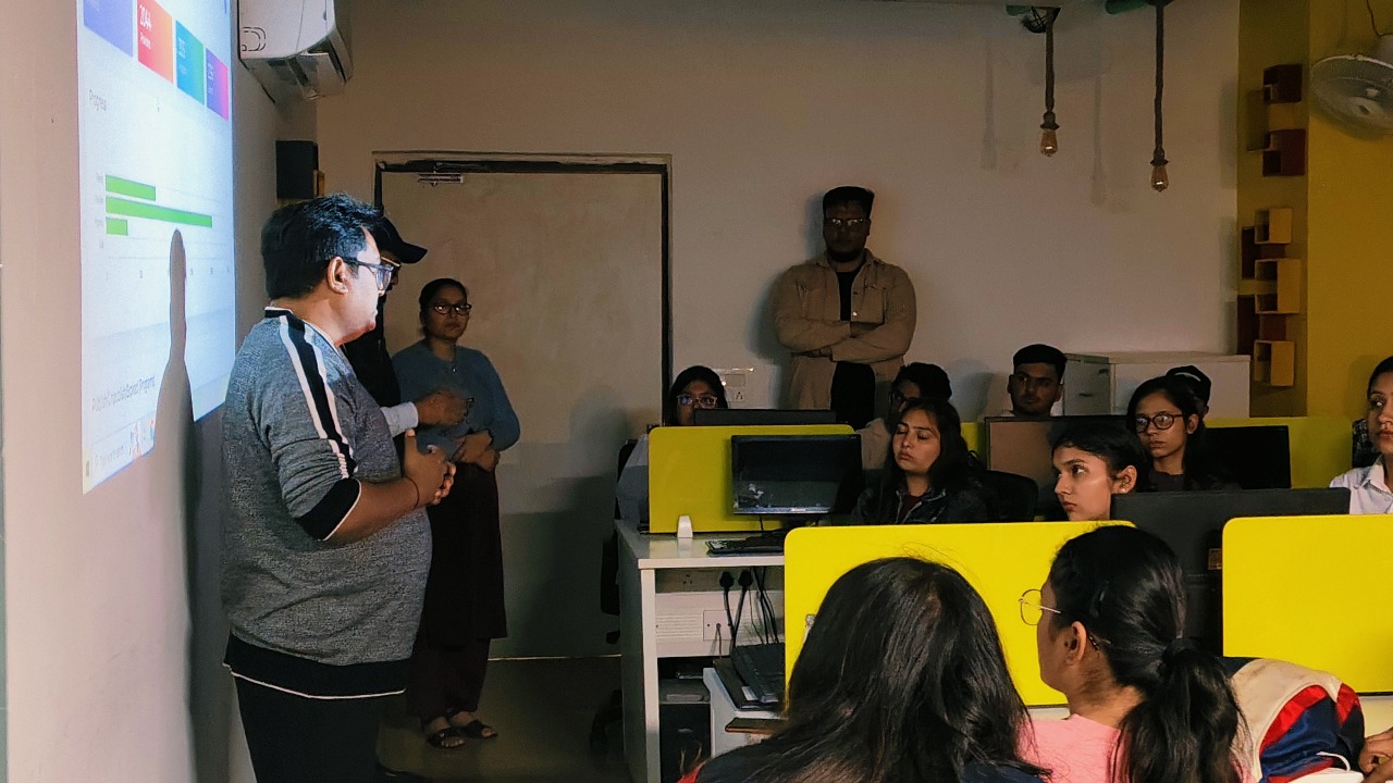 Project-Based Training in Chandigarh | Live Project Internship for B.Tech, MCA, and Engineering ...